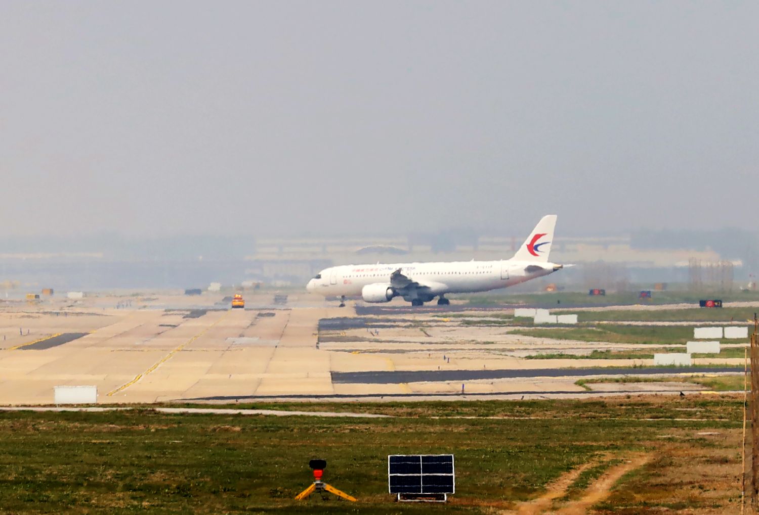 中国国产大飞机C919迎来商业首飞