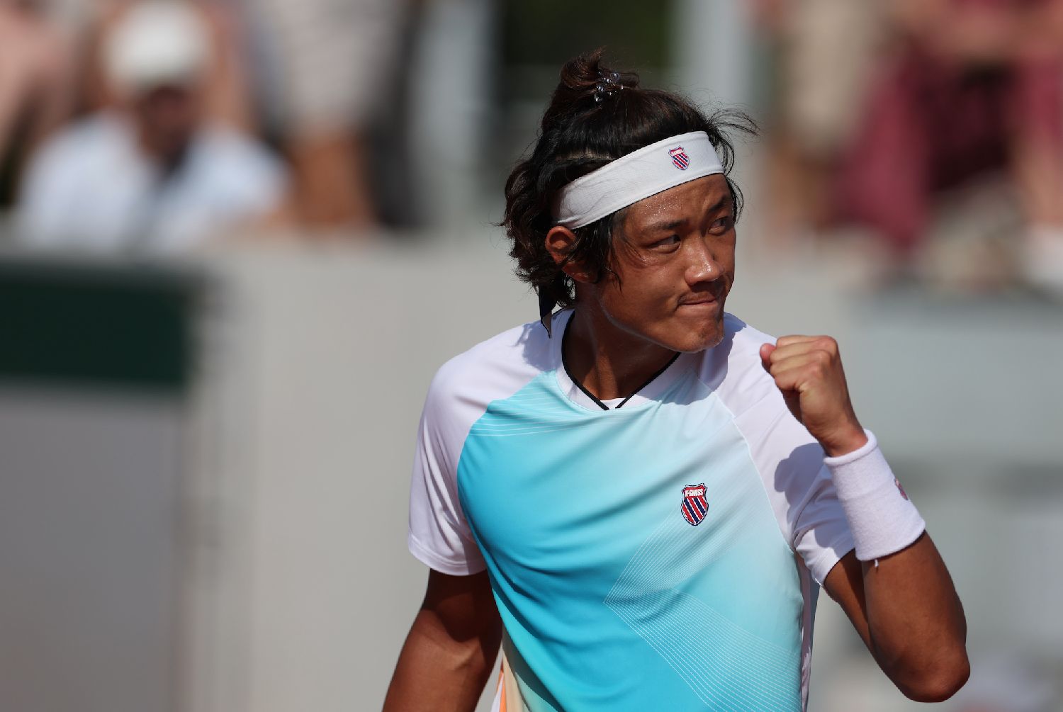 2023年法网：张之臻晋级男单32强再度创造历史